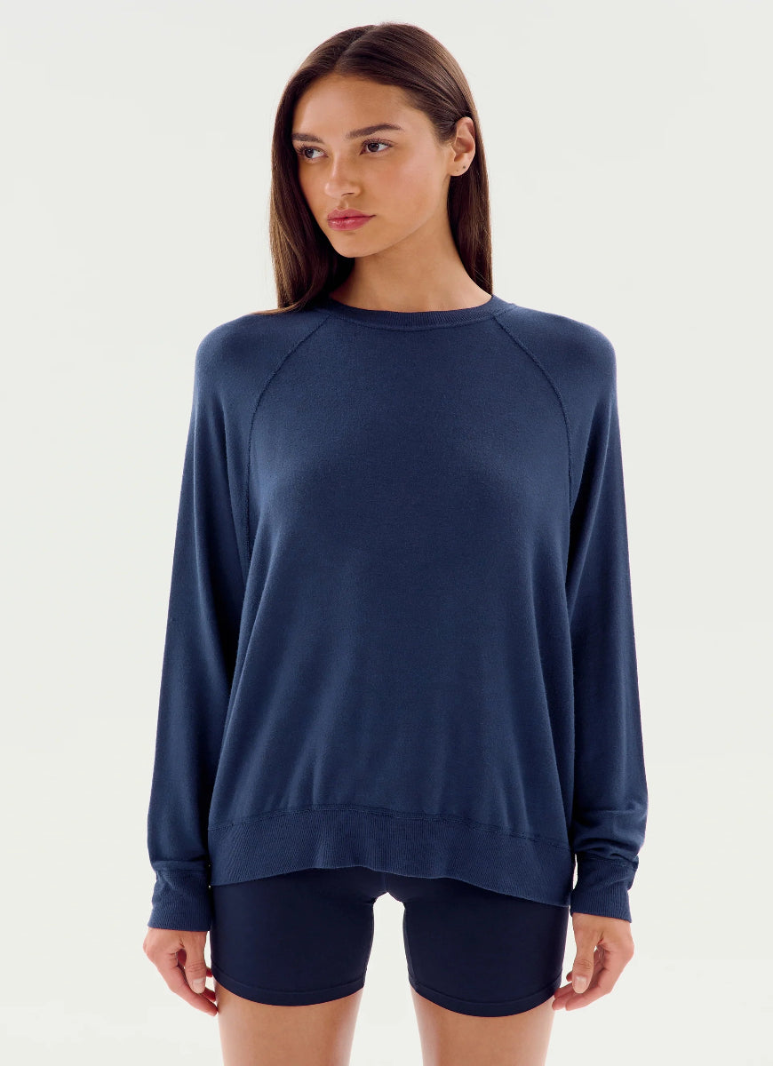 Splits59 | Andie Oversized Fleece Sweatshirt (Indigo) | relevé