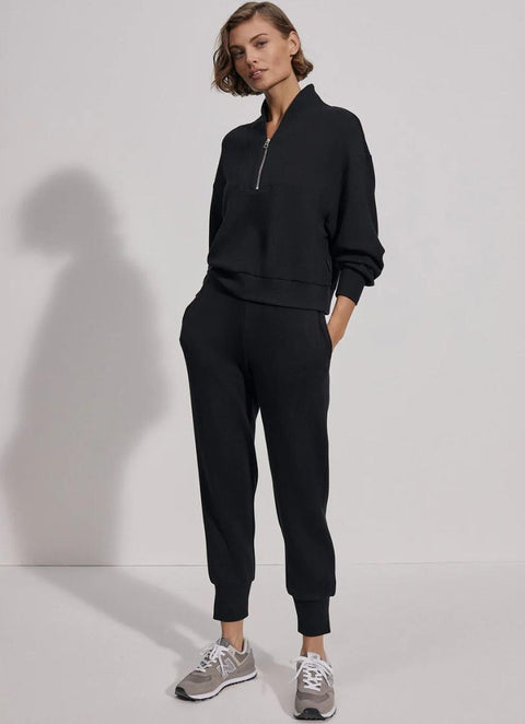 Shop Women's Designer Activewear and Loungewear in Canada | relevé