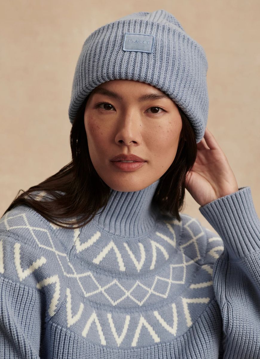 Varley | Carly Beanie (Glacier Blue) | relevé Canada